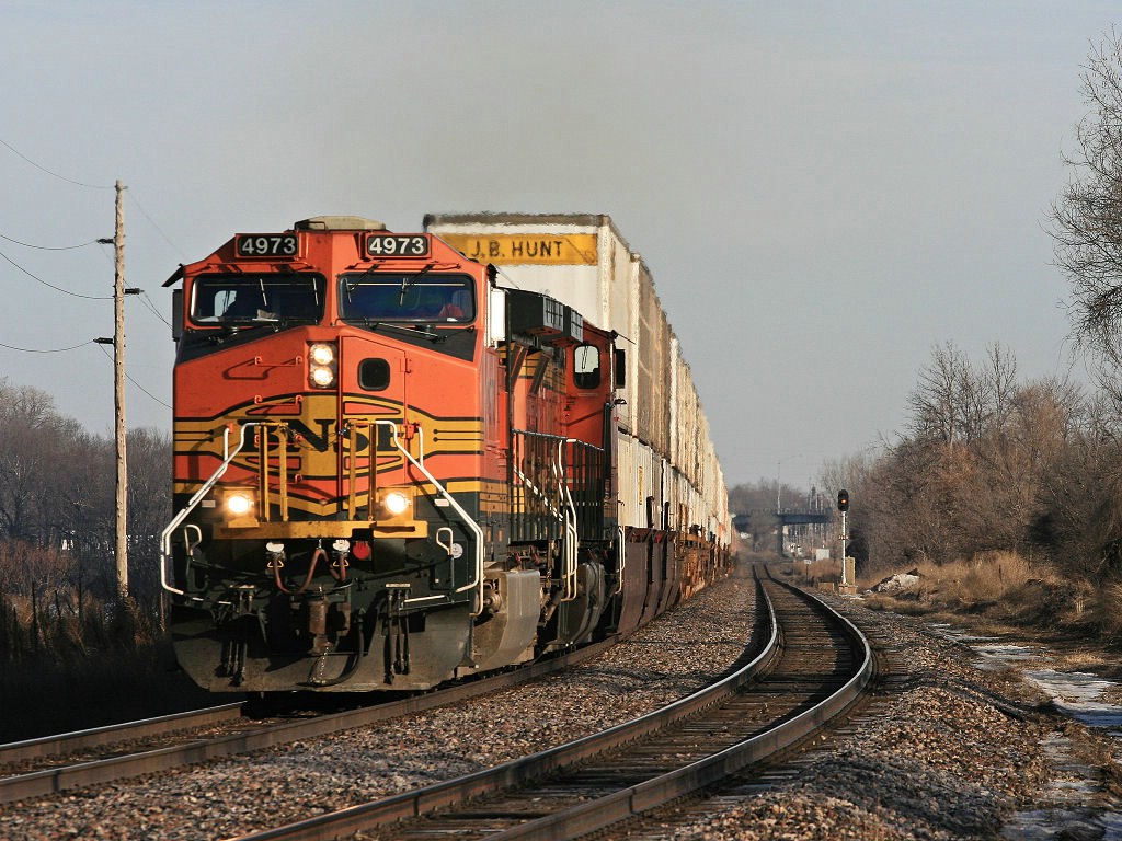 BNSF 4973